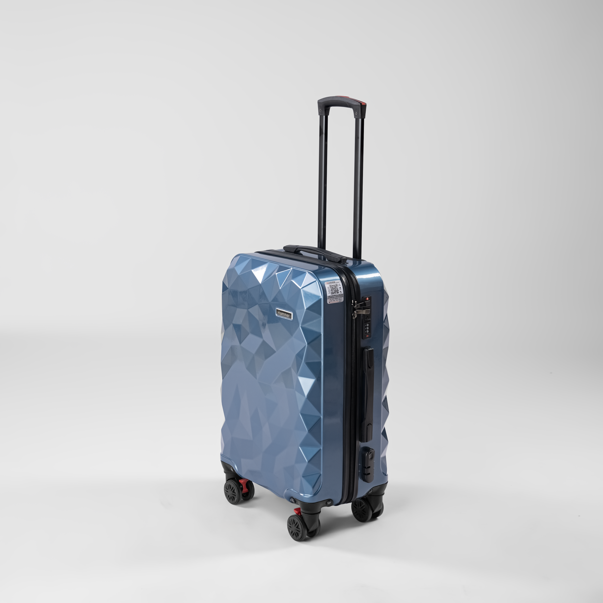 22-Inch Diamond-Inspired Luggage – Stylish & Secure Travels – Hammer